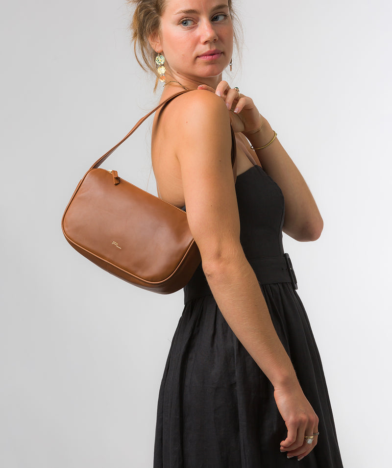 Pure Luxuries Nappa Leather Grab Bag Alicia Oak