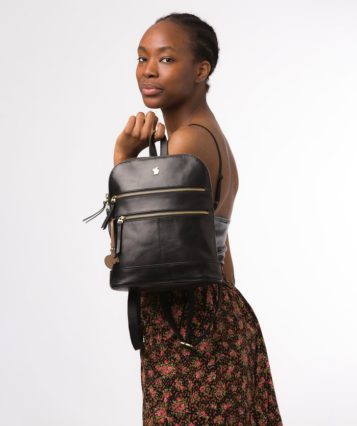 Conkca London Black Leather Backpack Francisca